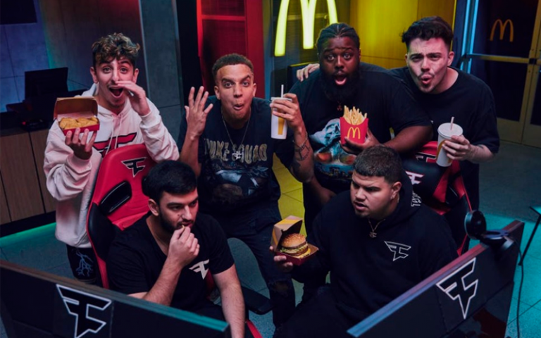 CoD Warzone: FaZe Clan é a primeira organização de eSports avaliada em ...