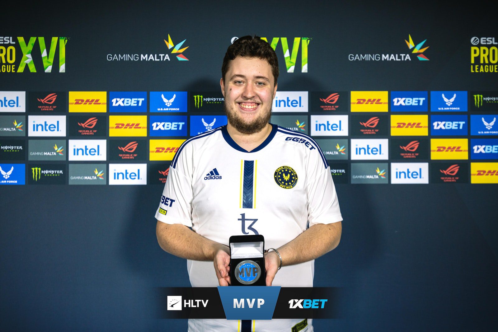 ZywOo é MVP da EPL e quebra marca histórica de coldzera | Game Arena