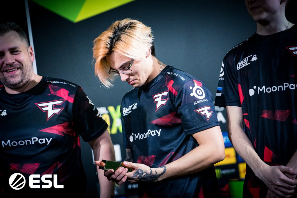 CS2: m0NESY, NiKo e Twistzz são cotados na Falcons | Game Arena