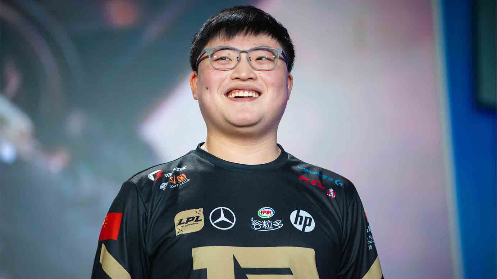 LoL: Uzi volta a disputar Playoffs da LPL após 4 temporadas | Game Arena