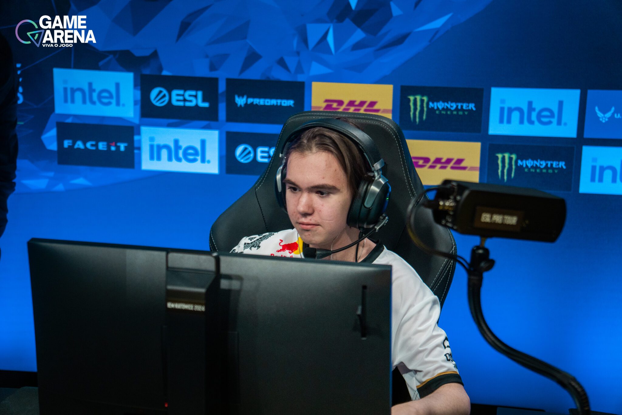 CS2: donk fatura U$ 25 mil da FACEIT por Top 1 do ranking europeu ...