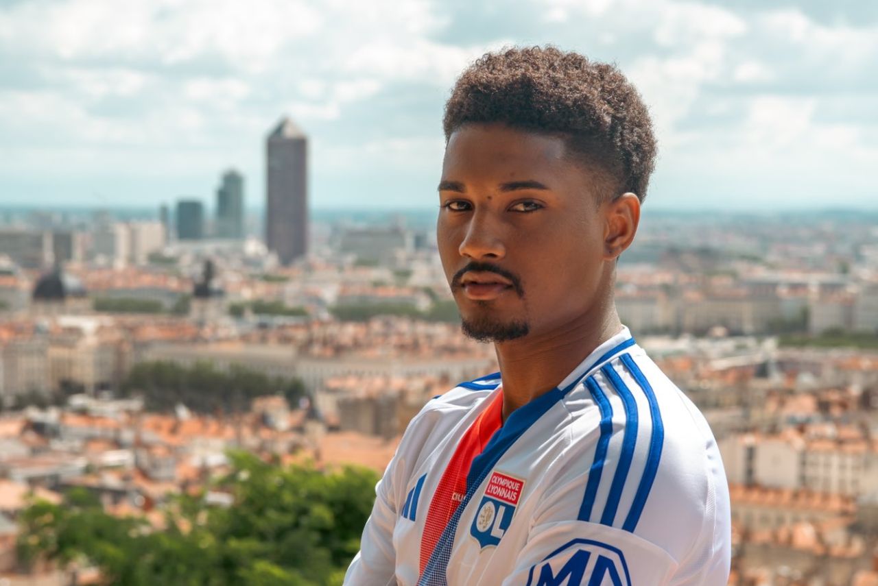 Ex-lateral do Athletico-PR, Abner é anunciado pelo Lyon | Game Arena