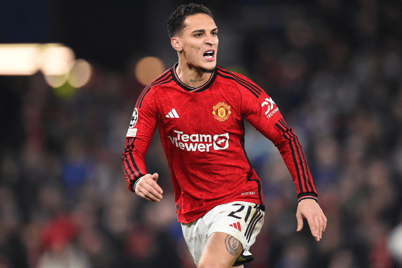 Em reformulação, Manchester United coloca sete jogadores à venda | Game ...