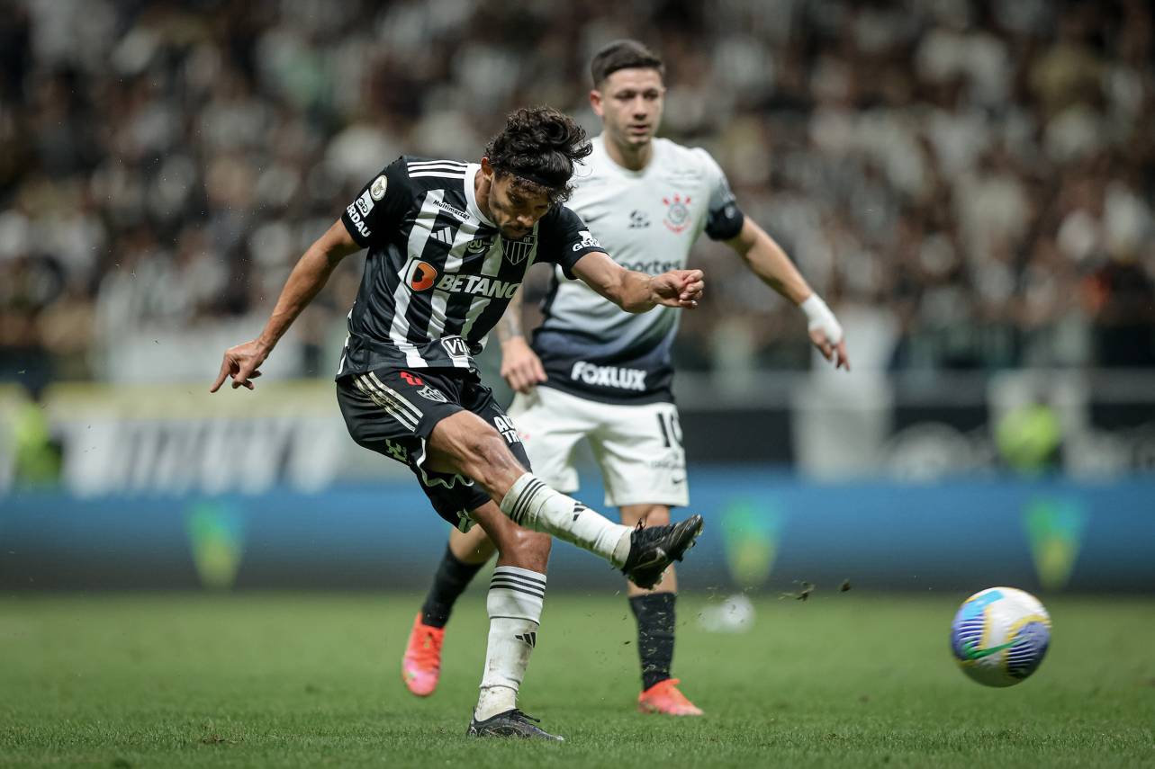 Atlético-MG vence o Corinthians de virada; veja os melhores momentos ...