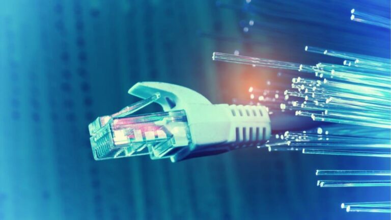 Internet: IBGE afirma que quase 6 milhões de domicílios no Brasil não ...