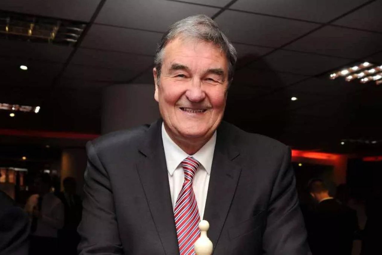 Ron Yeats, ex-capitão do Liverpool, morre aos 86 anos | Game Arena