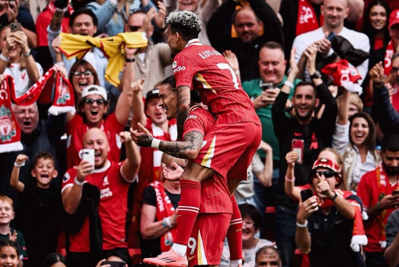 Liverpool vence Bournemouth e assume liderança provisória da Premier ...