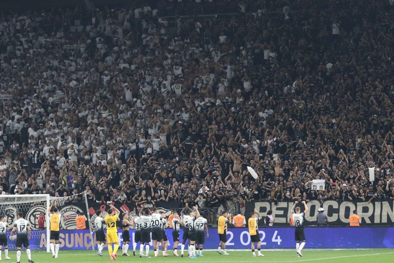 Corinthians é o time brasileiro com mais semifinais em grandes torneios ...