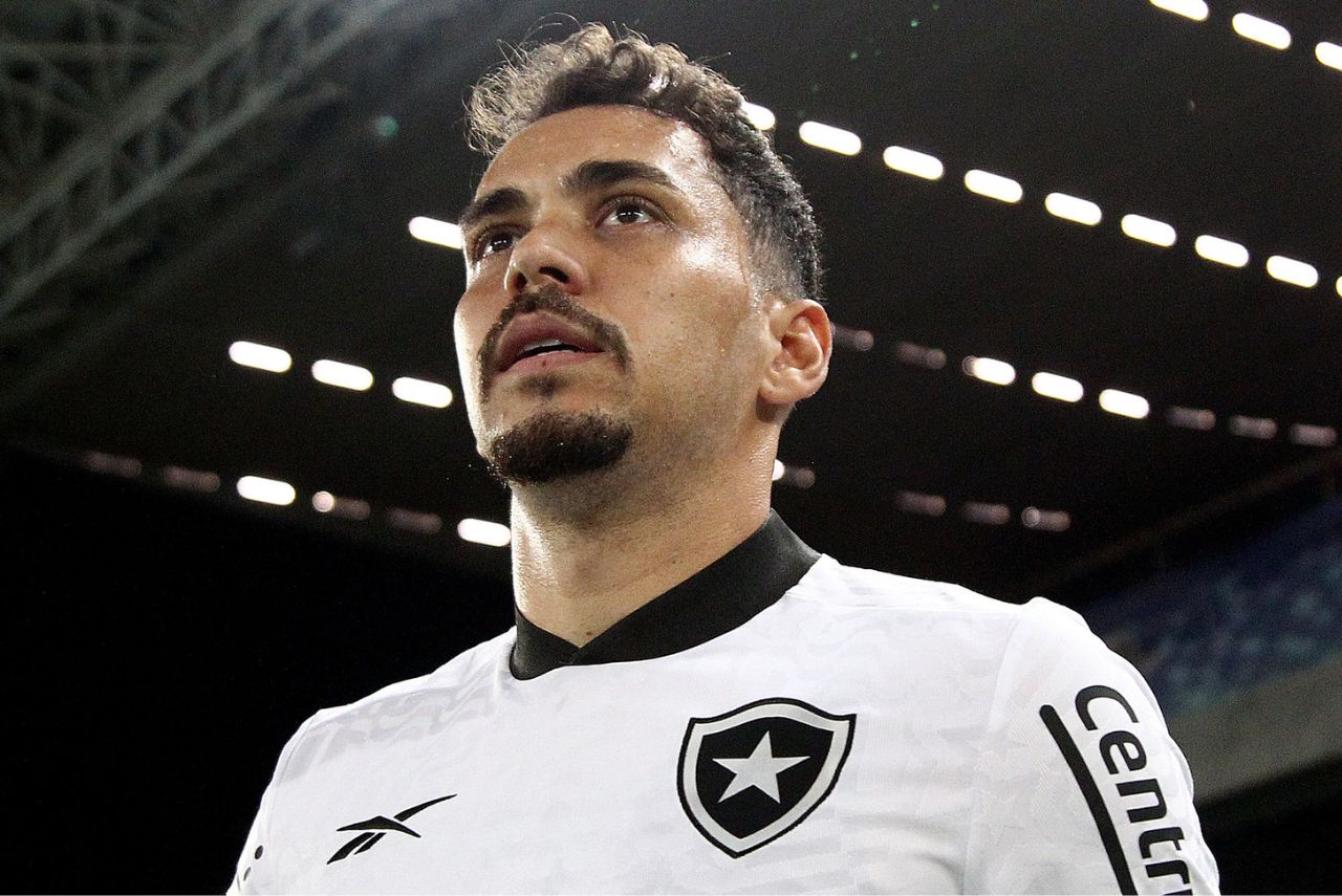 Botafogo encaminha renovação com meia-atacante Eduardo | Game Arena