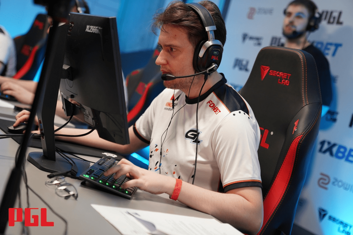 CS2: GamerLegion coloca volt no banco | Game Arena