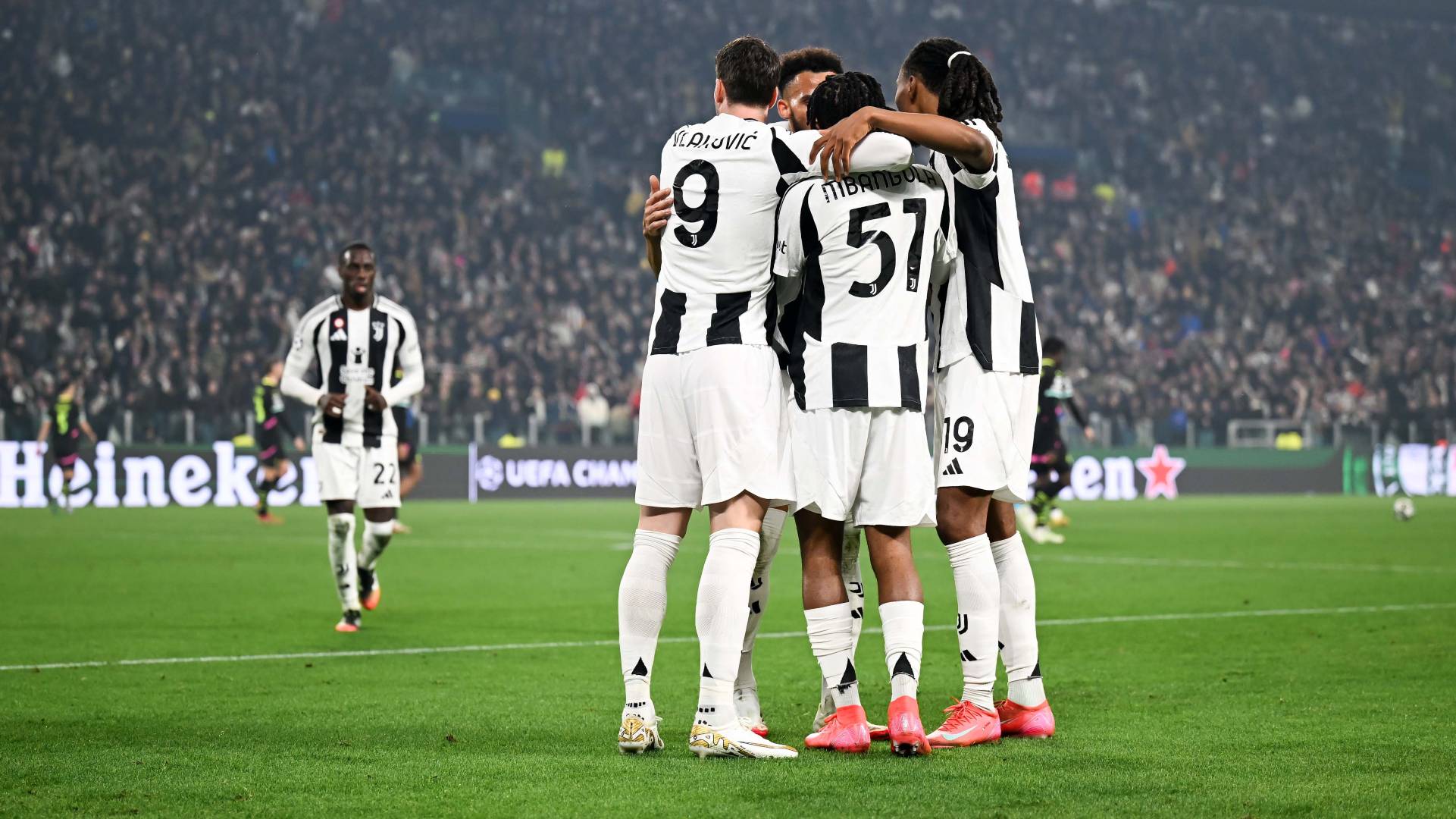 Juventus vence PSV no jogo de ida e fica mais perto das oitavas da ...
