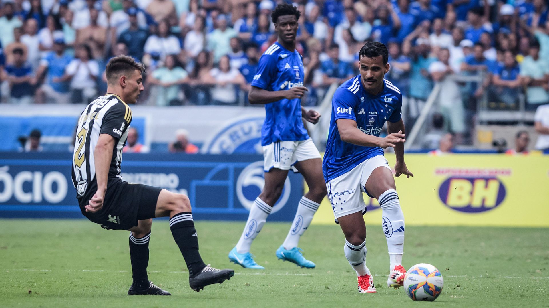 Cruzeiro afirma que Federação Mineira reconheceu erros do VAR no ...