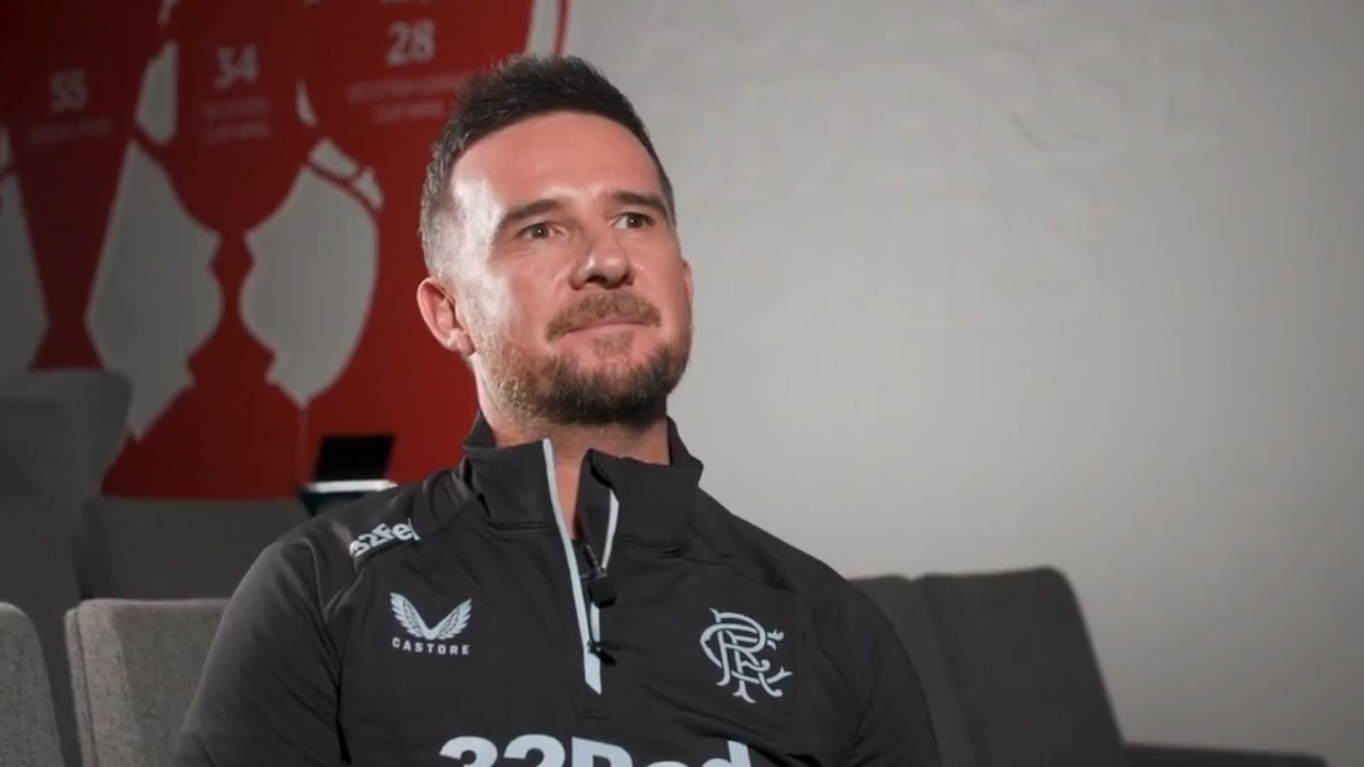 Glasgow Rangers anuncia Barry Ferguson como técnico interino | Game Arena