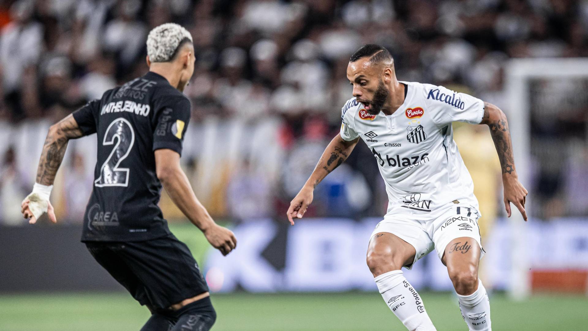 Com Neymar no banco, Corinthians bate Santos e vai à final do Paulistão ...