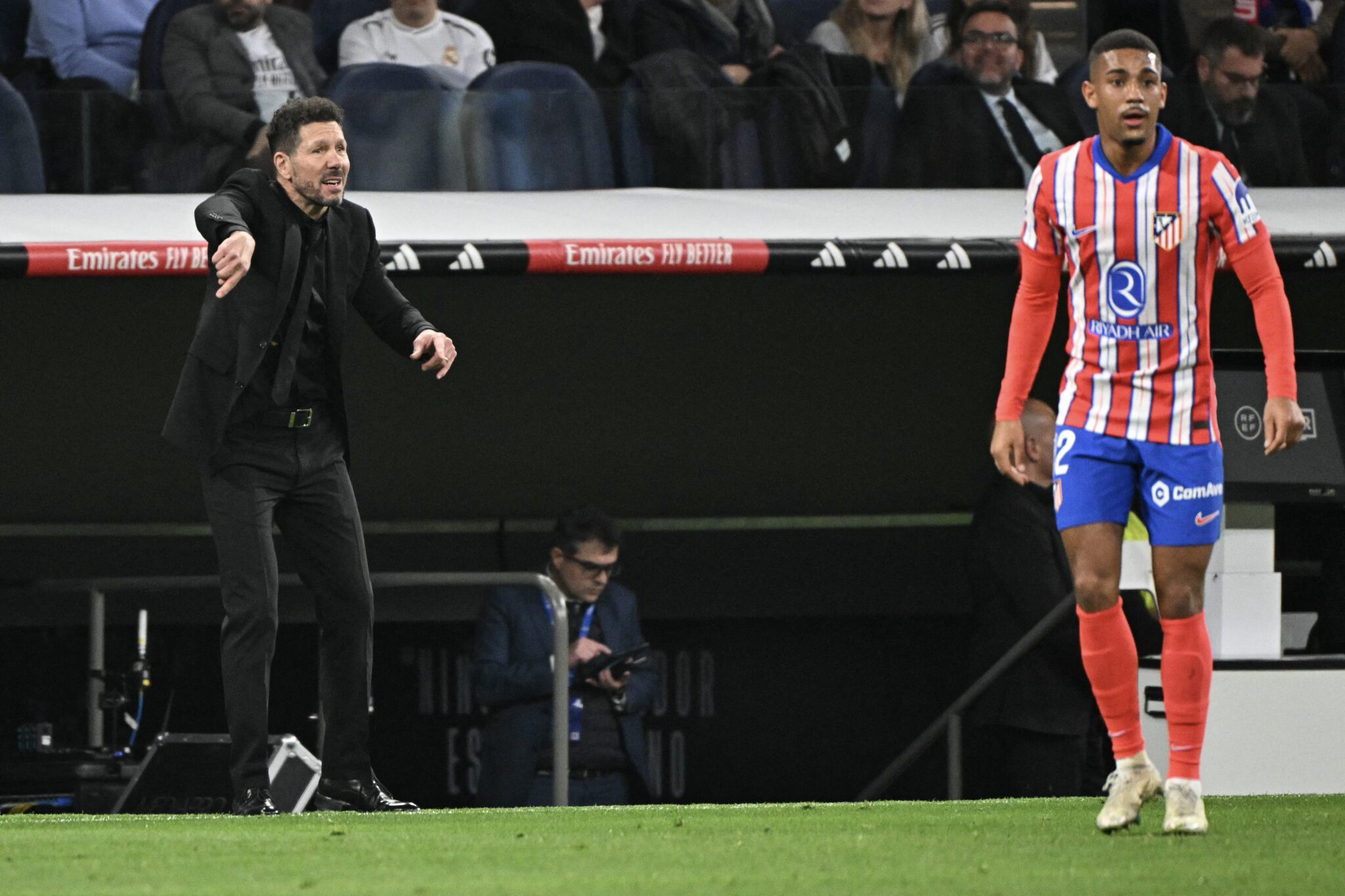 Quem é Samuel Lino, atacante do Atlético de Madrid perto de acerto com ...